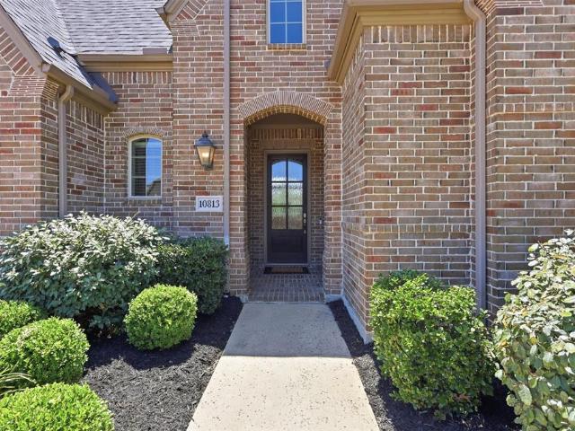 10813 Sycamore Falls Drive