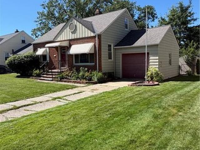 10810 Windham Rd, Parma, OH 44130