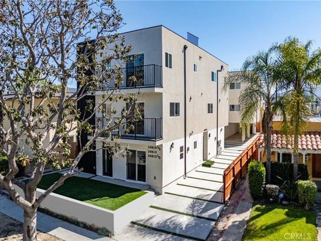 10810 Hesby St, Los Angeles, CA 91601