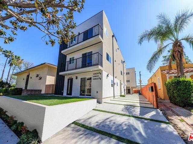 10810 Hesby St, North Hollywood, CA 91601