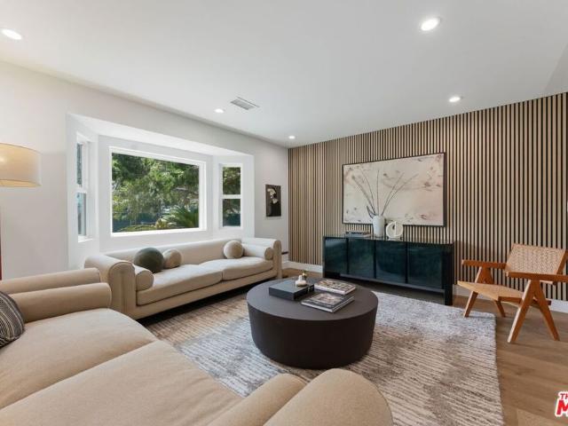 10811 Farragut Drive