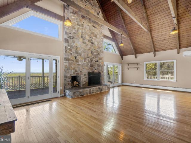 10812 Putman Rd, Thurmont, MD 21788 | Compass