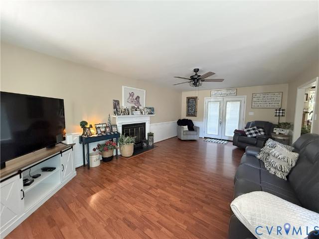 10817 Belvoir Road