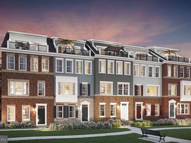 10817 Cedar Ave, Fairfax, VA 22030