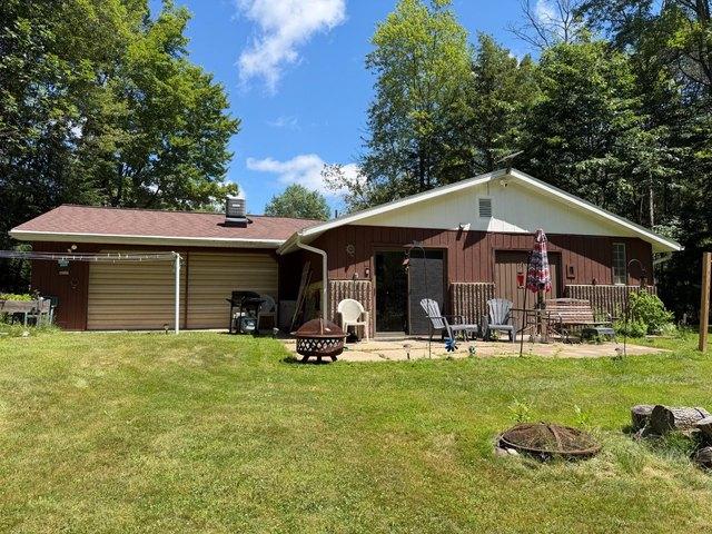 10817 Randall Ln, Suring, WI 54174