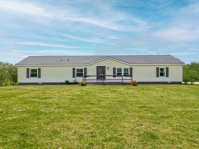 10815 S Hawkins Rd, Reed City, MI 49677