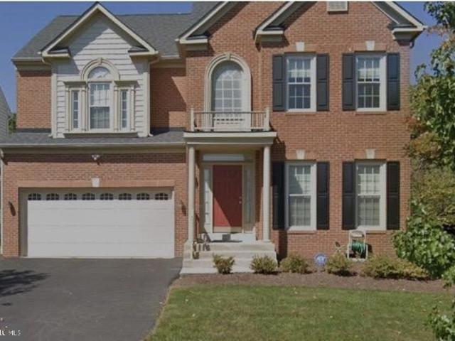 10816 Maplecrest Ln, Potomac, MD 20854