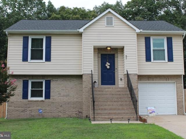 10818 Bent Tree Dr, Fredericksburg, VA 22407