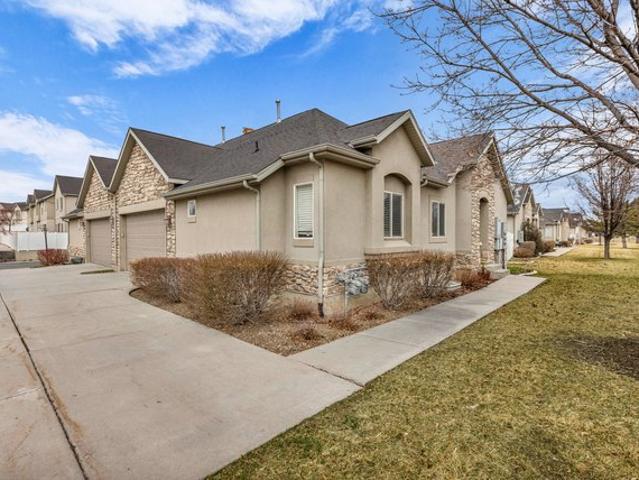 10819 S Wynview Ln W, South Jordan, UT 84095