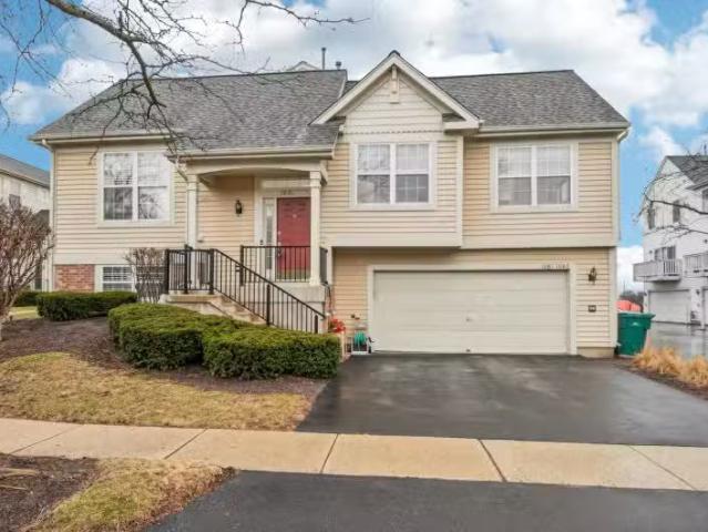 1081 Manchester Cir, Grayslake, IL 60030 MLS 12317353
