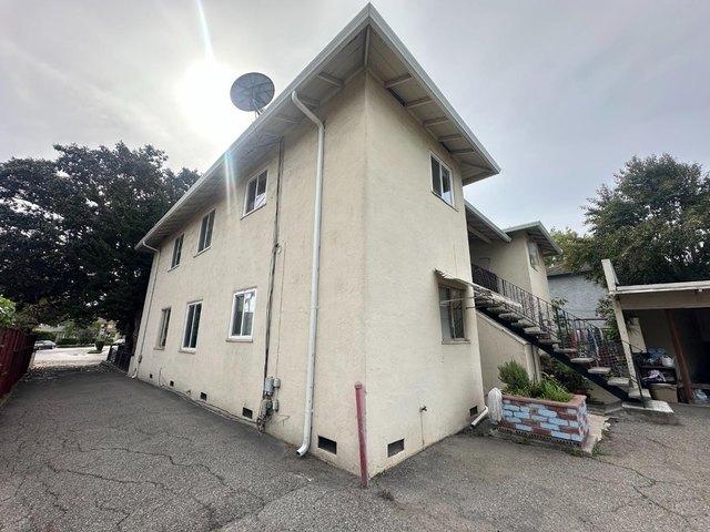 1081 Newhall St, San Jose, CA 95126