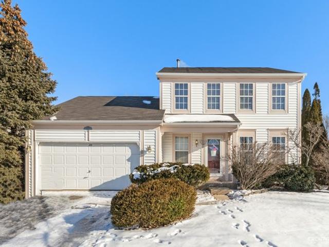 1081 Brighton Dr, Carol Stream, IL 60188