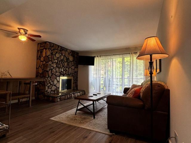 1081 Cove Rd APT 512
