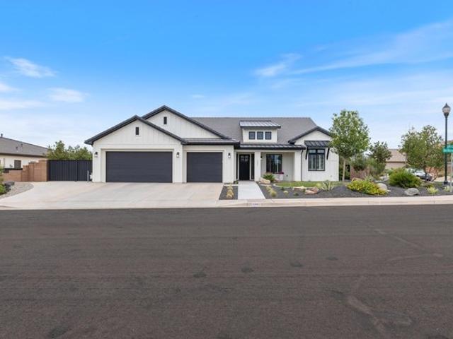 1081 E Sea Biscuit Way, Washington, UT 84780