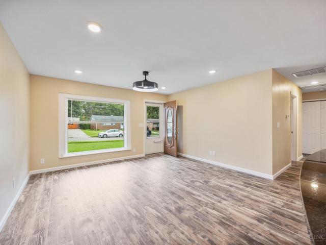 1081 Prairie Avenue
