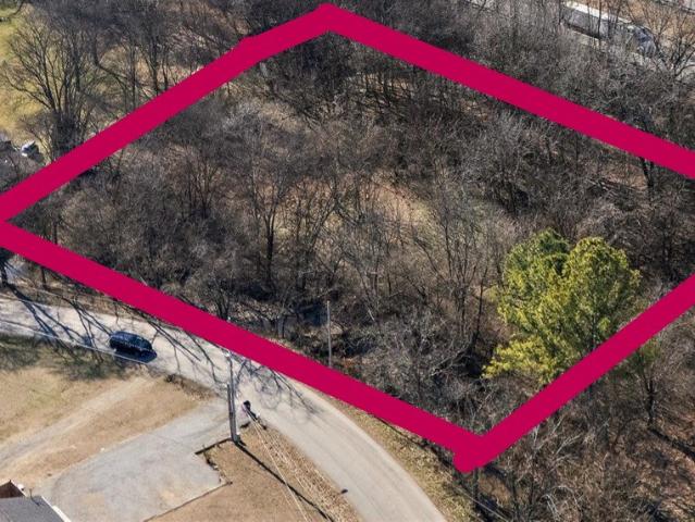 1081 Slaters Creek Rd