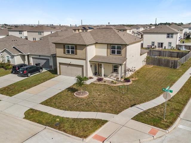 1081 Water Oak Ln, Brookshire, TX 77423