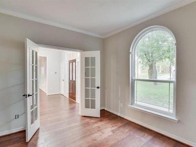 1081 Woodbriar Drive
