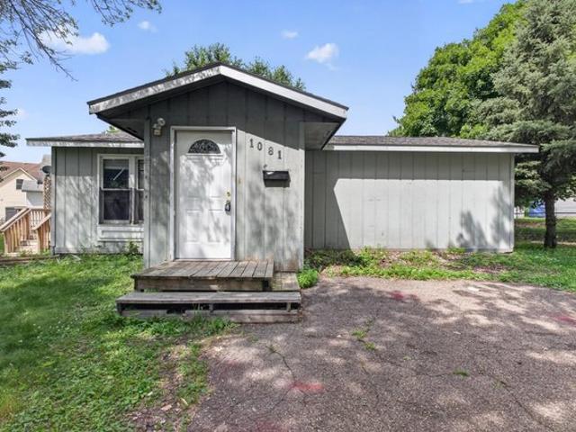 1081 Zemble St, Chaska, MN 55318