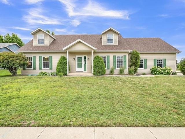 1081 29th St, Spirit Lake, IA 51360