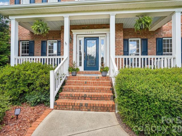 10823 Persimmon Creek Drive