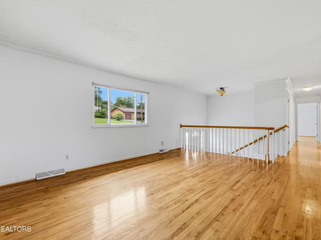 10820 Dineen Drive
