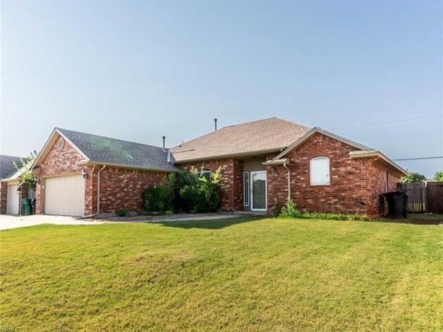 10820 NW 37th St, Yukon, OK 73099