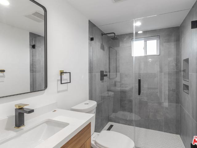 10821 Hartsook St, North Hollywood, CA 91601 | MLS #25626