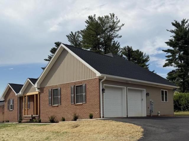 10822 Hershey Drive