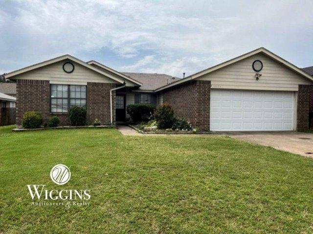 10824 Ashton Ter, Oklahoma City, OK 73130