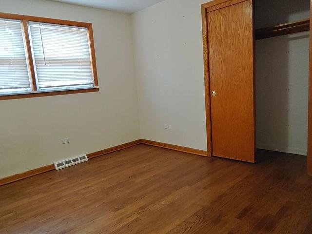 10824 S Sacramento Ave, Chicago, IL