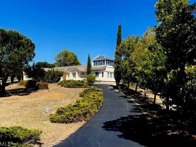 10825 San Marcos Rd, Atascadero, CA 93422