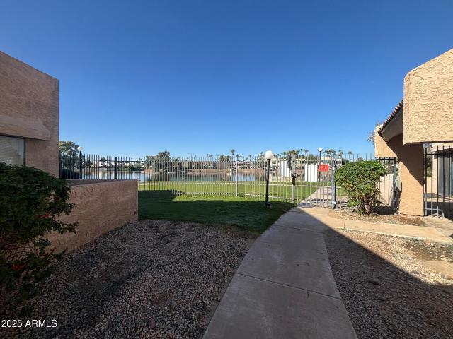 10828 N Biltmore Drive # Apt 154