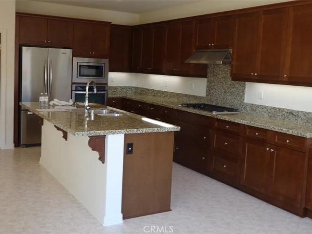 10828 Portofino Ln, Riverside, CA 92503 | MLS #IG26061 | Compass