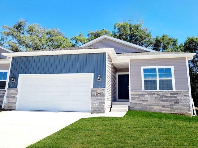1082 Daisy Ln, Waukee, IA 50263