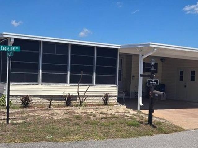 1082 Eagle Dr, Winter Haven, FL 33881
