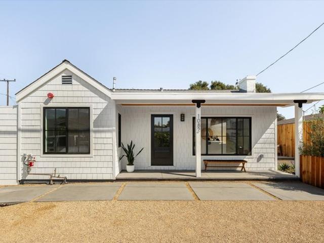 1082 Elm Ln, Carpinteria, CA 93013