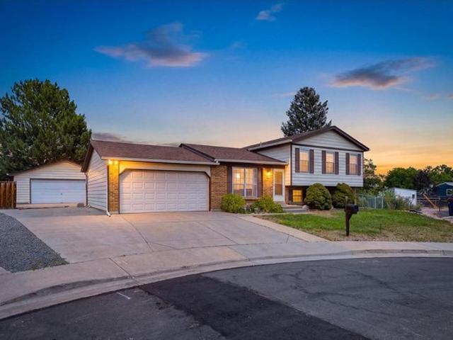 1082 Lilac Ct, Broomfield, CO 80020