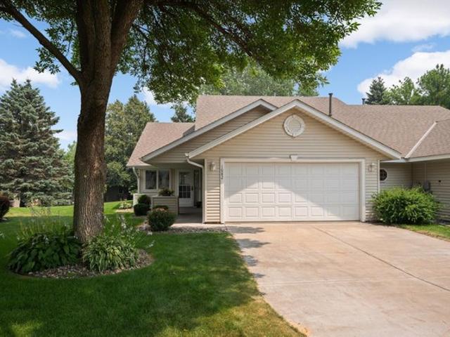1082 Riverwood Ct, Hastings, MN 55033