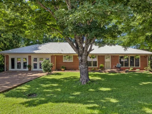 1082 Rolling Fields Cir