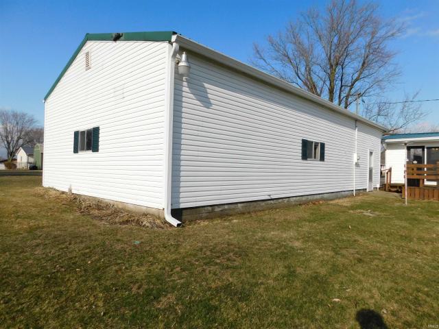 1082 S Old US HWY 31