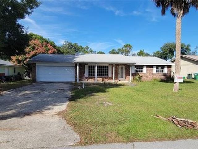 1082 W Embassy Dr, Deltona, FL 32725