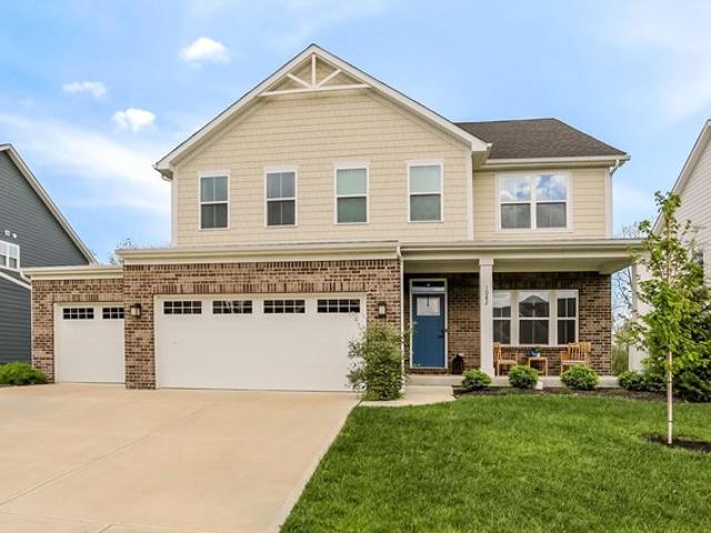 1082 Woodglen Dr, Westfield, IN 46074