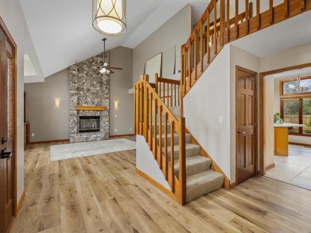 10833 Mill Lake Cove