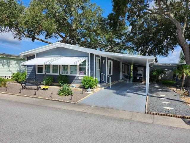 10830 Burrito Dr, Riverview, FL 33569