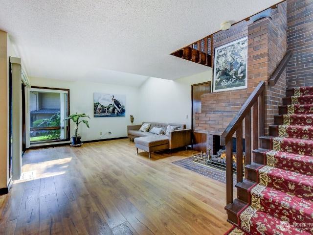 10830 Glen Acres Drive S # T9