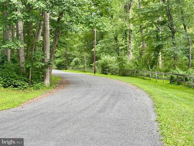 10834 Henderson Road