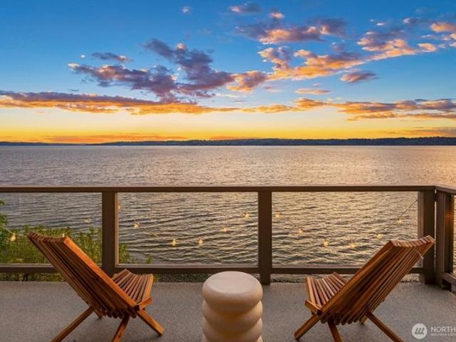 10835 Arroyo Beach Pl SW, Seattle, WA 98146