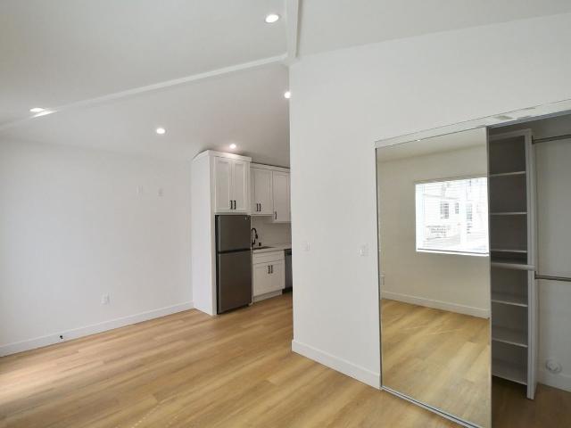 10839 45 Studio Apartment for Rent at 10839 Moorpark St, Los Angeles, CA 91602 Greater Toluca Lake