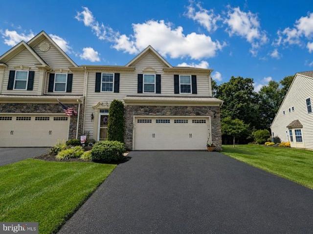 1083 Arbour Ln, Quakertown, PA 18951